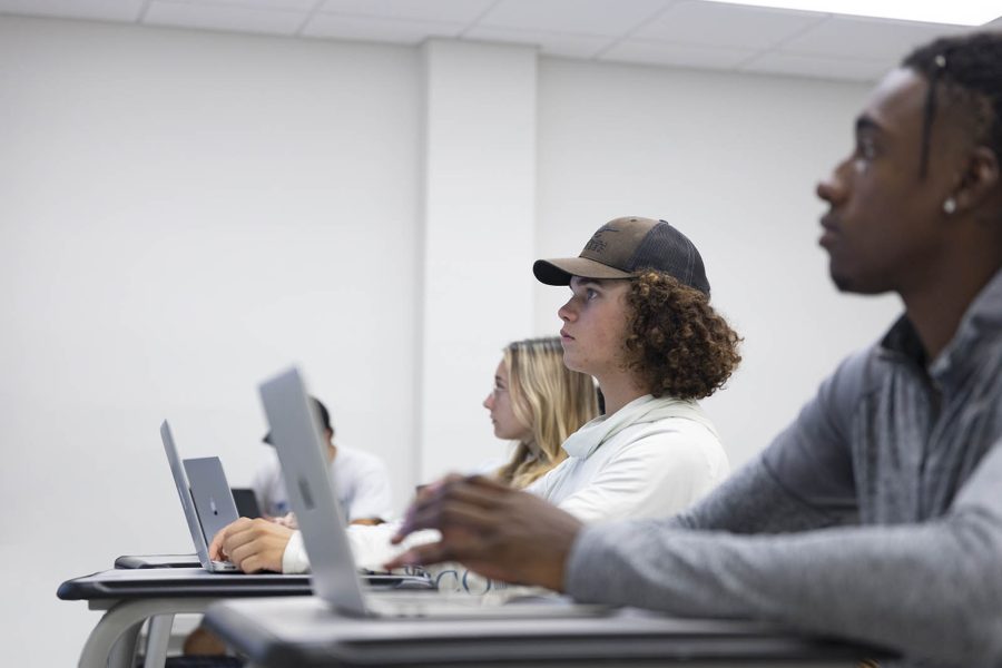 New Eckerd College management professor brings a wealth of global ...